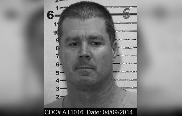 ‘Dirty John’ Podcast Photos From True Crime Story