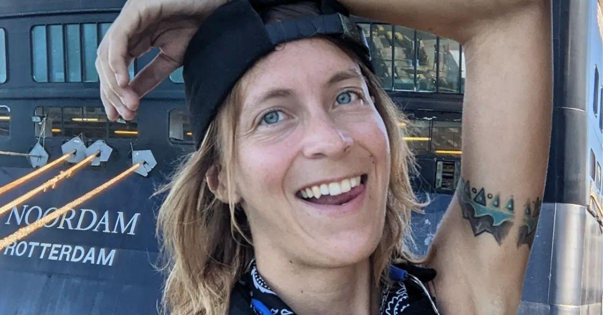'Naked And Afraid' Star Sarah Danser, 34, Dies In Hawaii Car Crash