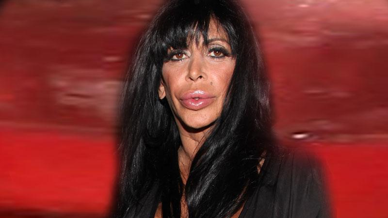 Big Ang To Go Under The Knife For Throat Tumor Next Week — Doctors ...