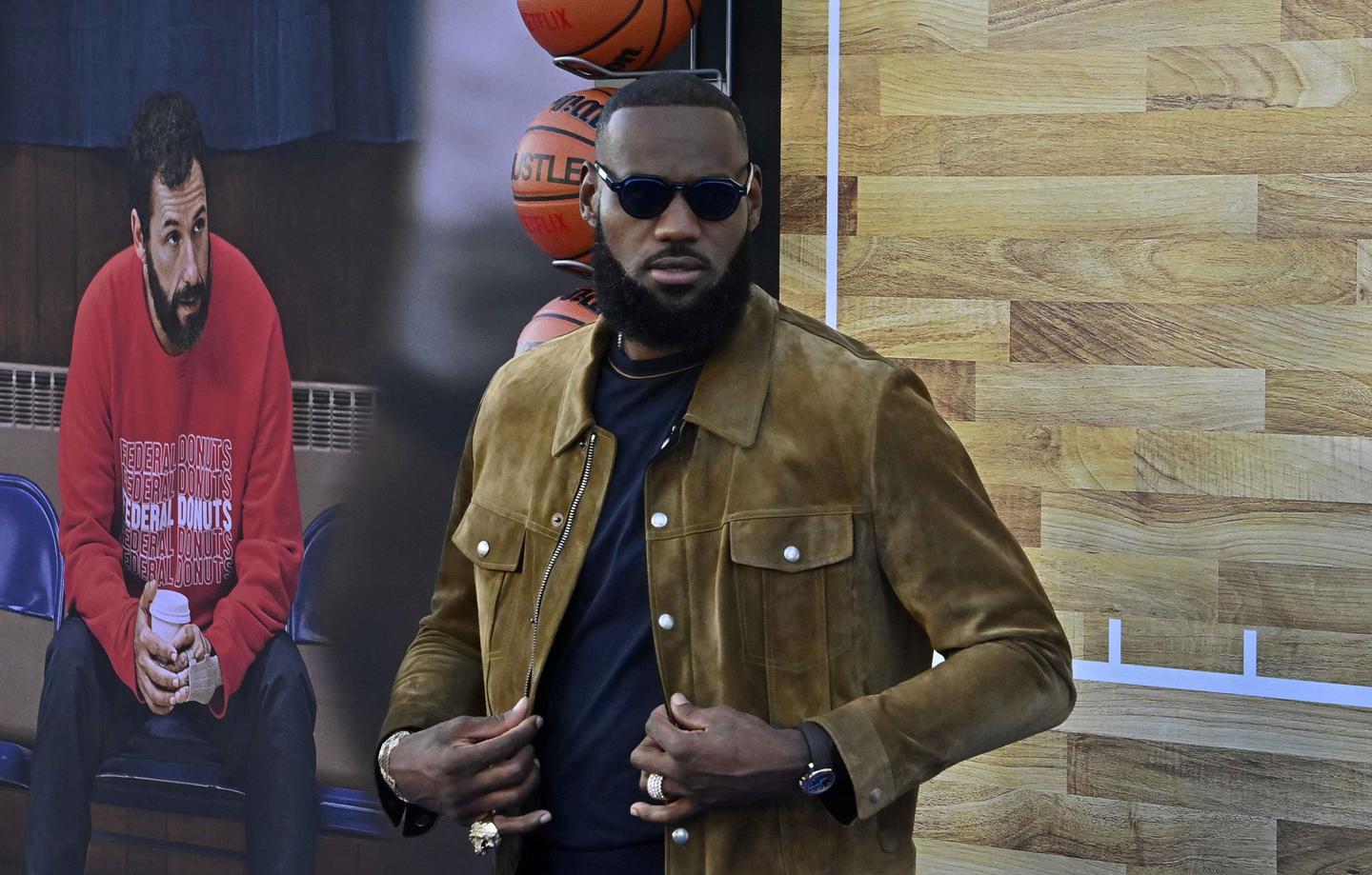 WATCH: LeBron James Restrained By Ref As Heckler Loudly Attacks His ...