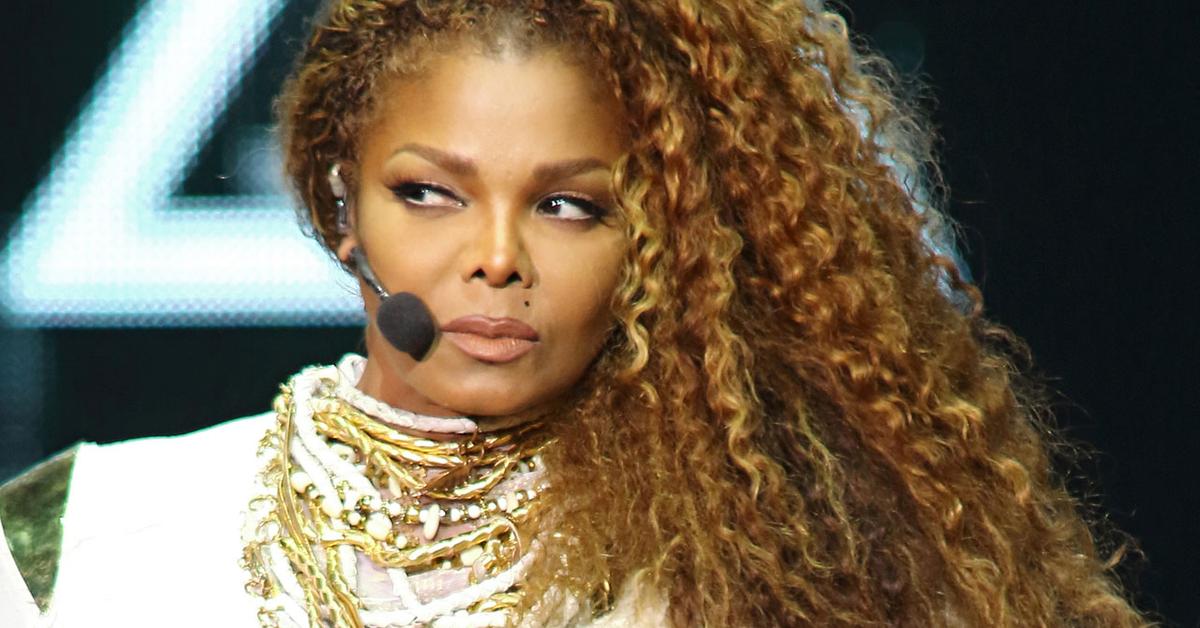 Janet Jackson Breaks Down While Performing Song About Domestic Violence Janet Jackson Breaks Down While Performing Song About Domestic Violence