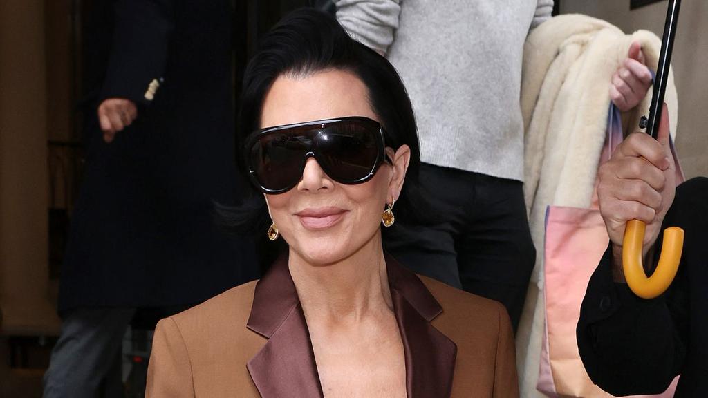 Kris Jenner 'Raging' Her $300K 'Miracle Makeover' is Already Slipping