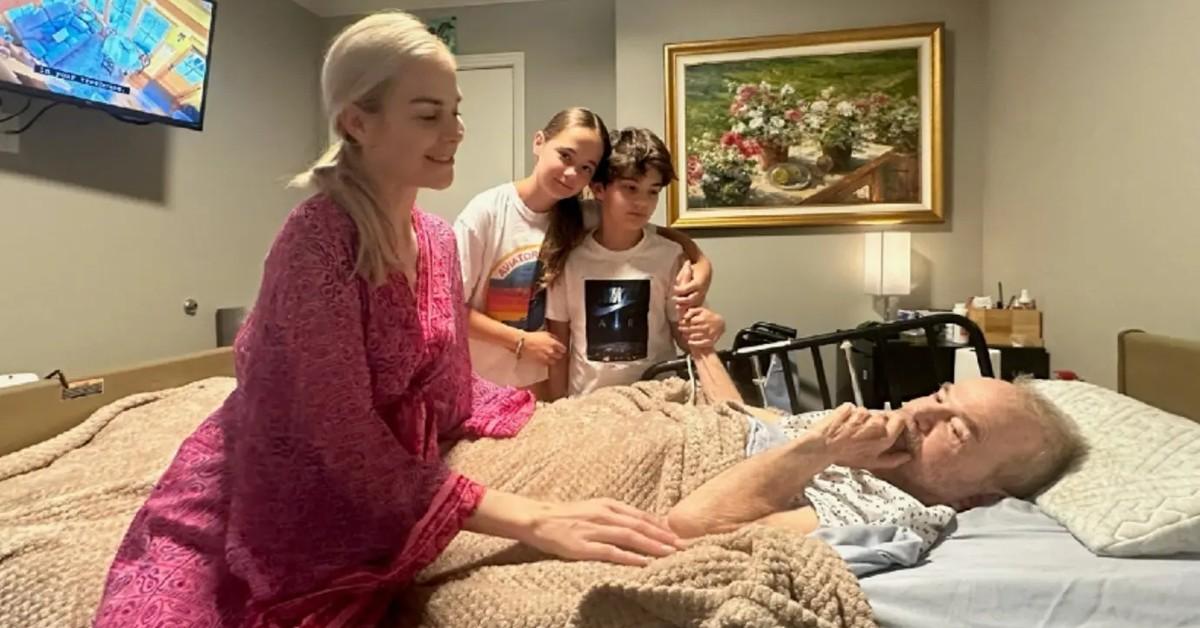 Katy Perry Backs Off Plan to Slap Elderly Vet With $2.6 Million in Damages