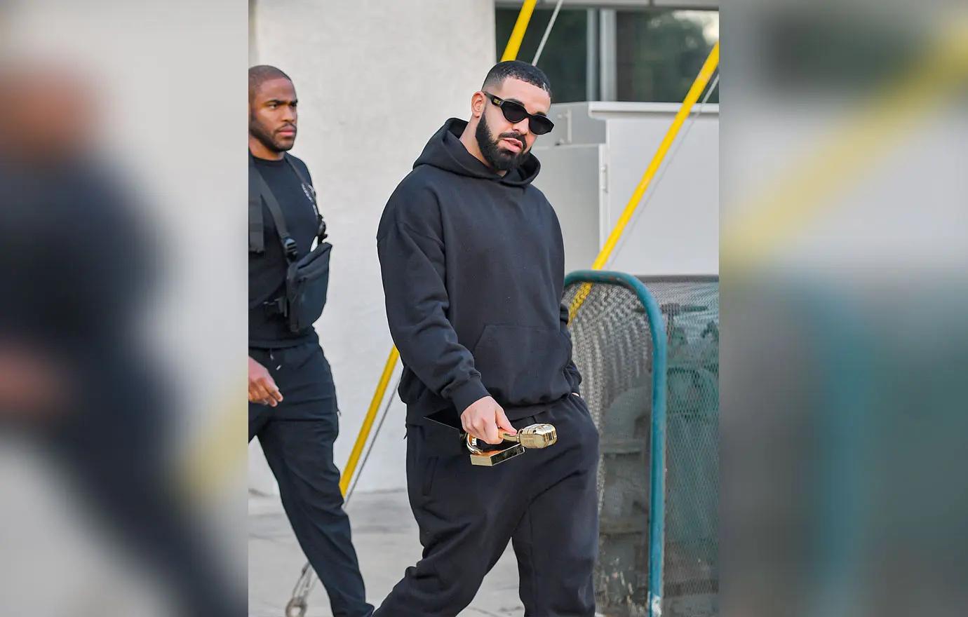 'Certified Loverboy' Drake Flexes His Giant Muscles As He Leaves LA ...