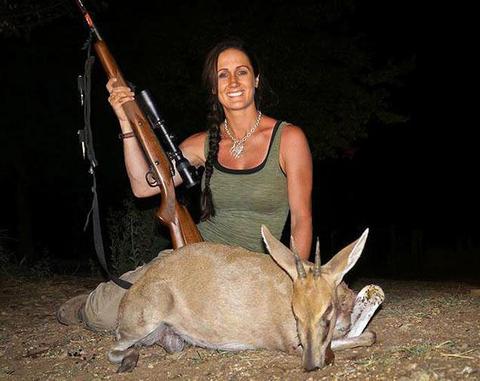 TV Host Melissa Bachman Causes Outrage Posting South African Hunting Photos On Facebook