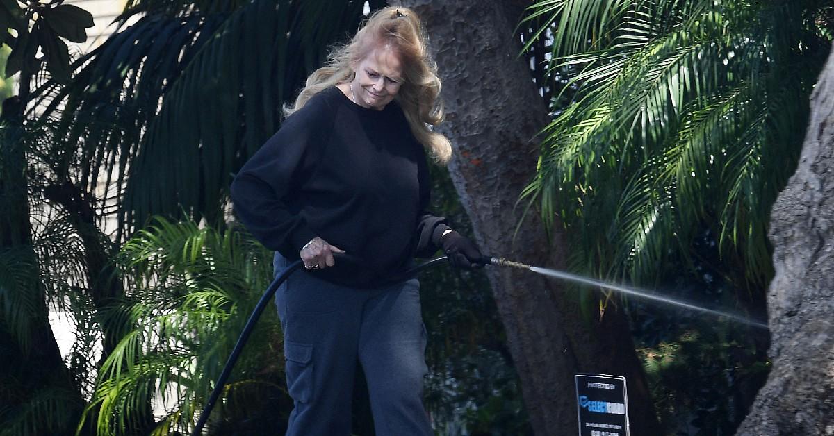 Iconic Sex Symbol Is Unrecognizable Decades After Shocking Tv Audiences 2782