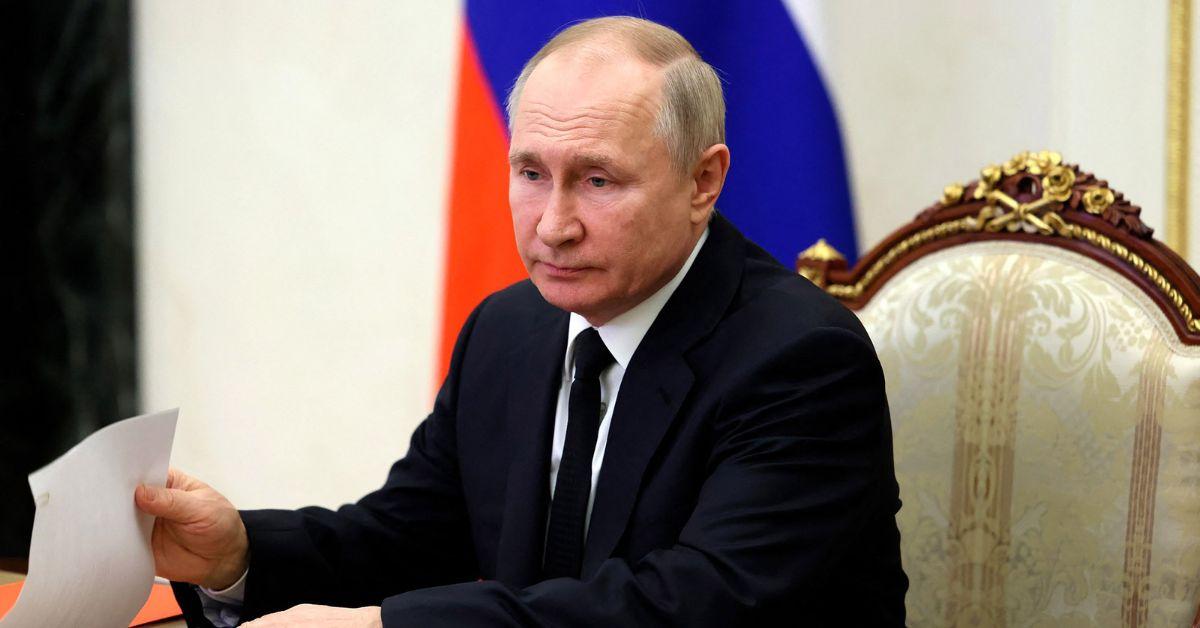 Putin's Body Double Banned From Meeting Russian Leader's Lover: Source