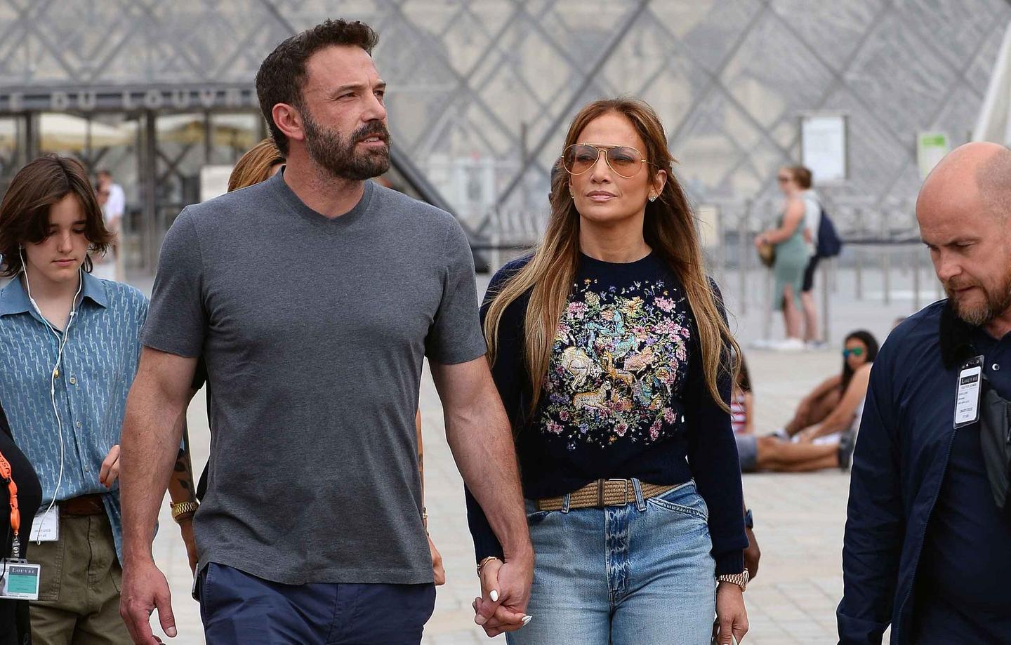 2023 - EXCLUSIVES„Es gibt Spannungen“: Jennifer Lopez kämpft darum ...