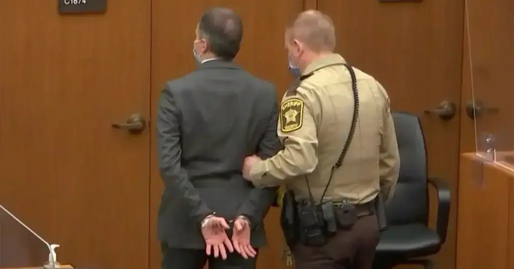 Derek Chauvin Stabbed 22 Times in Prison Attack