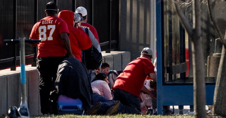 Man Who Tackled Suspected Shooter at Chiefs Super Bowl Parade Speaks Out