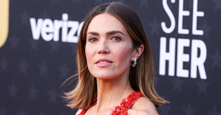 Mandy Moore's Car Crash Horror As Family 'Slammed By Hit-and-Run Driver'
