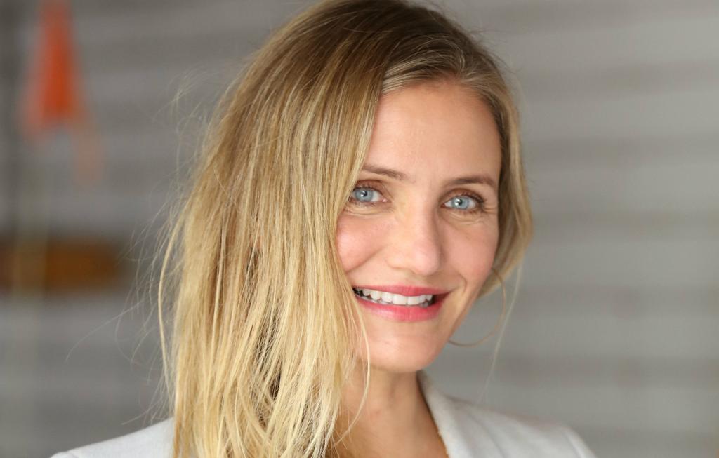 27 Celebrity nose jobs before & after