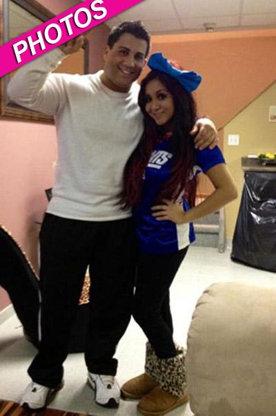 New York Giants Jersey Girl! Super Skinny Snooki Shows Her Super Bowl ...
