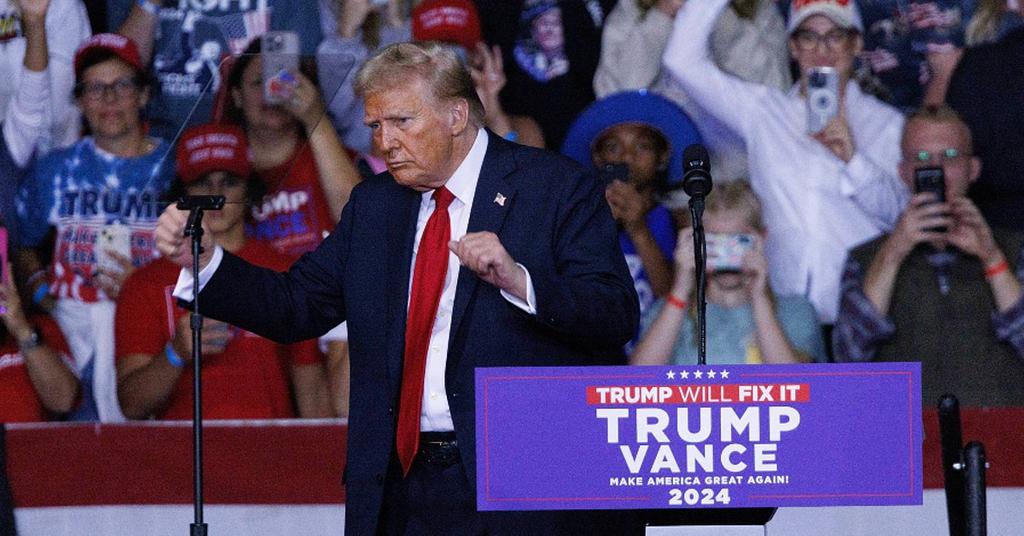How Trump’s Macho Campaign Pitted 'Alphas' Against Women