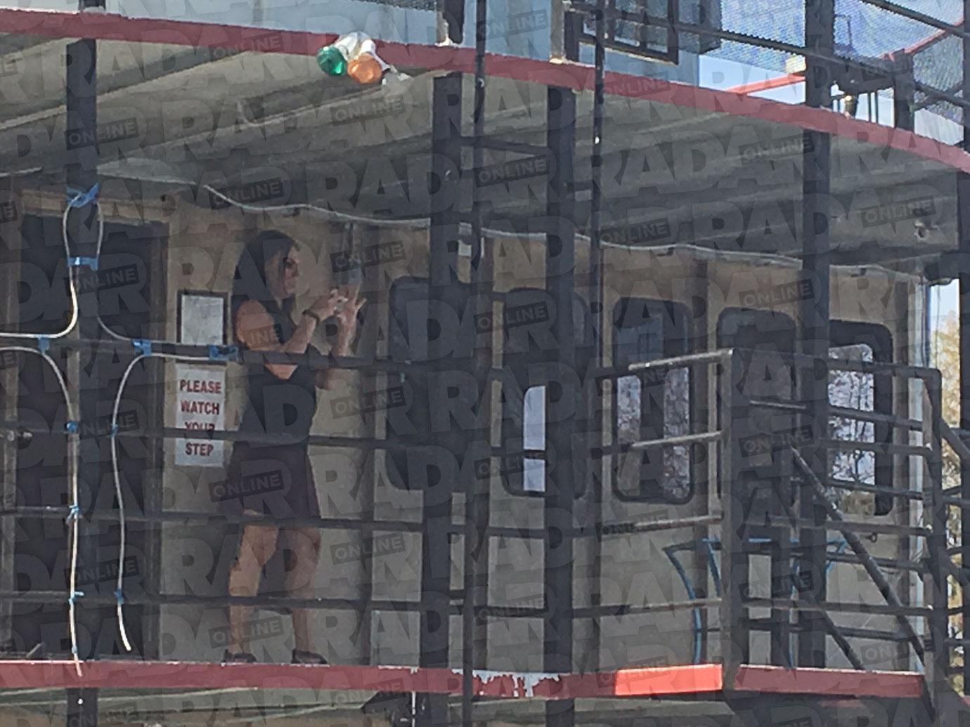 'Alaskan Bush People' Star Joshua "Bam Bam" Brown Living On Luxury Boat ...