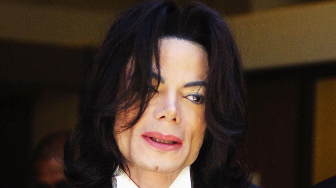 ‘Wacko Jacko!’ Michael Jackson’s ‘Very Painful’ Fall From Grace