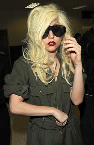 Celebrities Who Have Suffered From Exhaustion