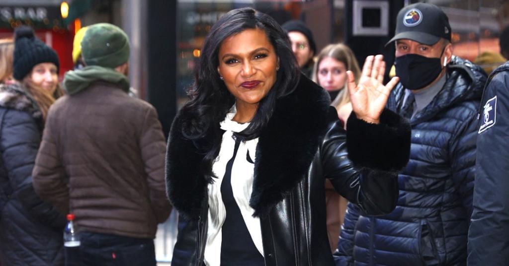 Mindy Kaling's Rapid Weight Loss Concerns Friends: Sources