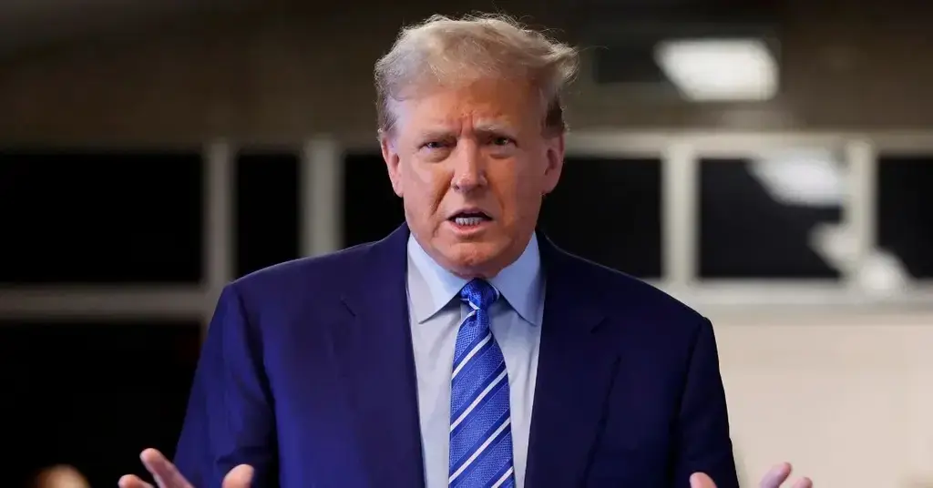 Photos Show 'Empty Space' as Donald Trump Boasts of 'Big Crowd' at ...