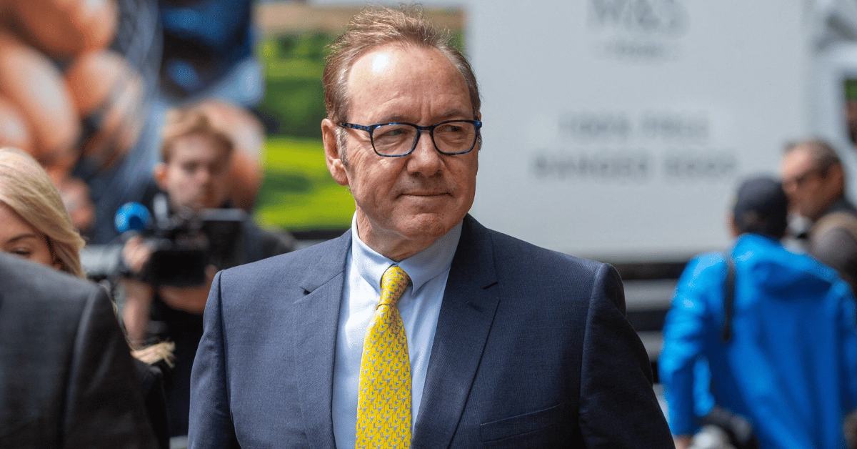 Kevin Spacey Celebrates Acquittal Over Whiskey at NYC Hotspot Kevin Spacey Celebrates Acquittal Over Whiskey at NYC Hotspot