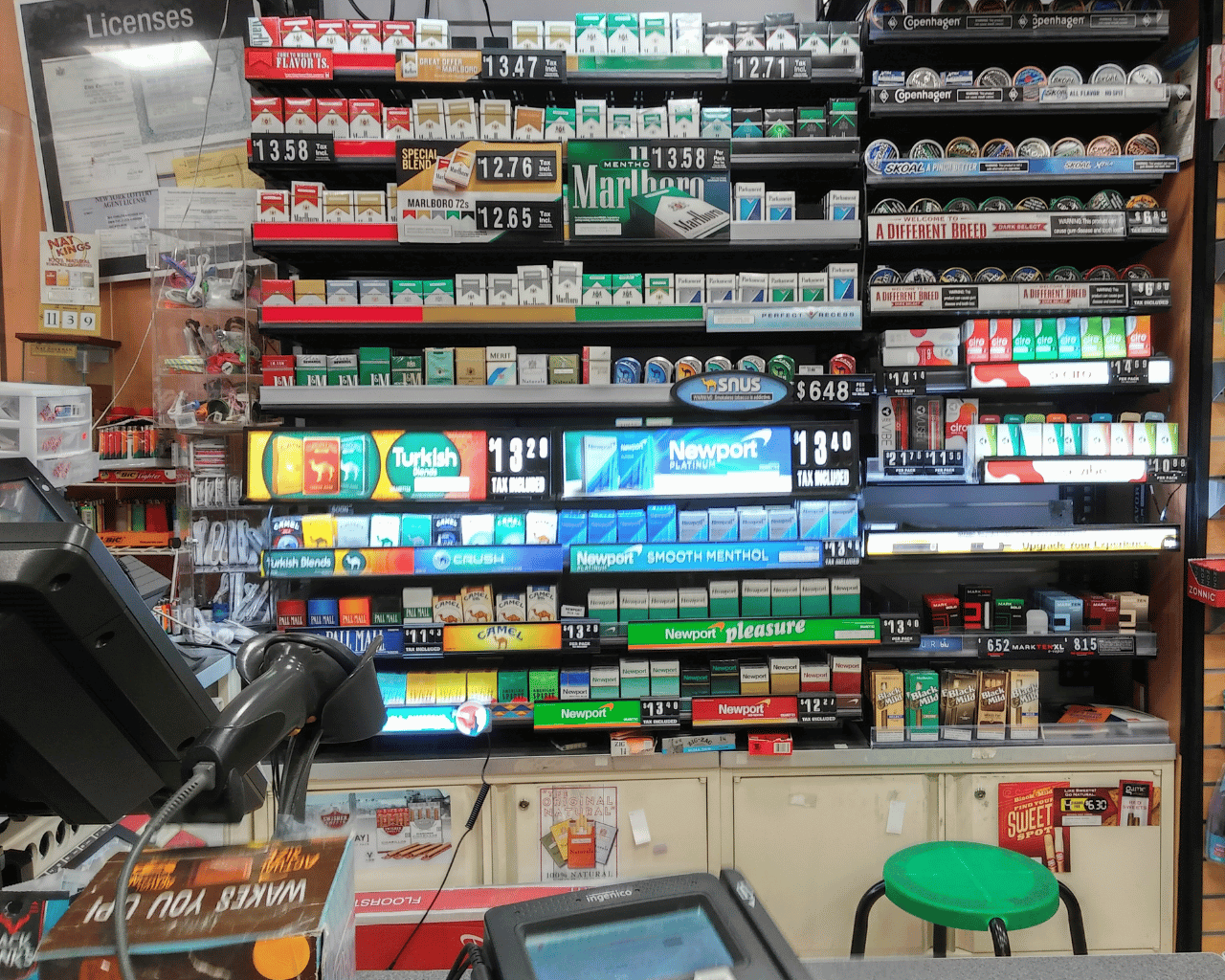 Louisiana Convenience Store Worker Fired After Being Caught Duping ...