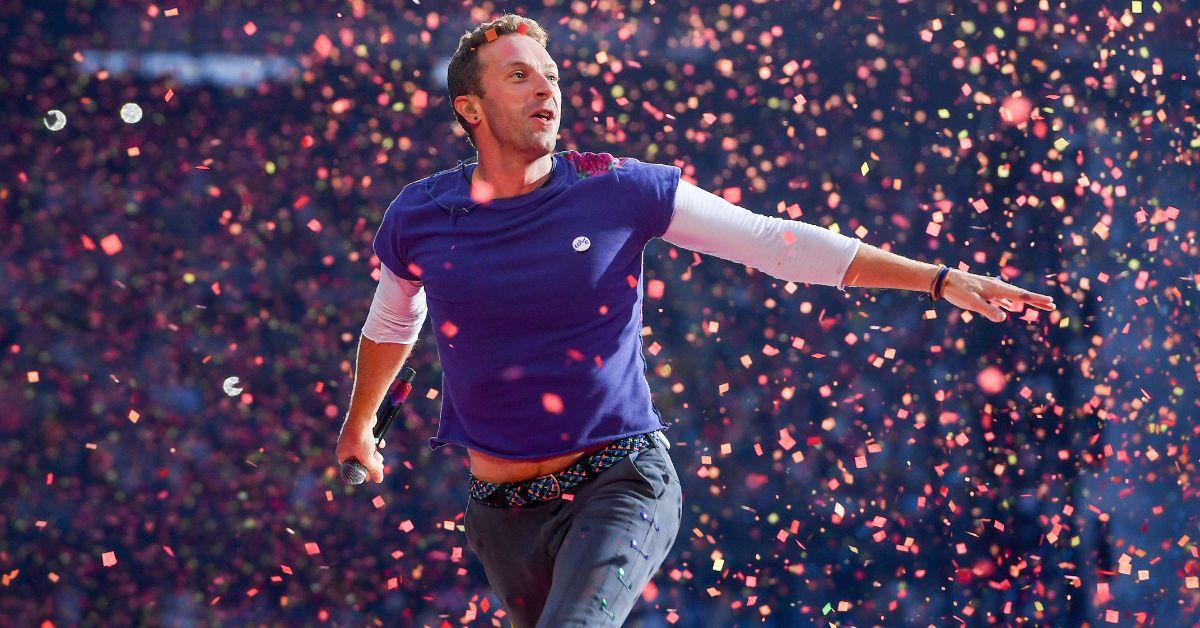 Coldplay Perform As Trio For First Time After Bassist Hit By Illness