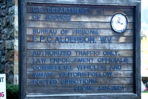Inside The Posh Prison Where 'RHONJ' Star Teresa Giudice Could Serve ...