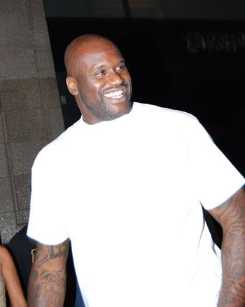 REPORT: Shaq Engaged to Girlfriend Nikki 'Hoopz' Alexander