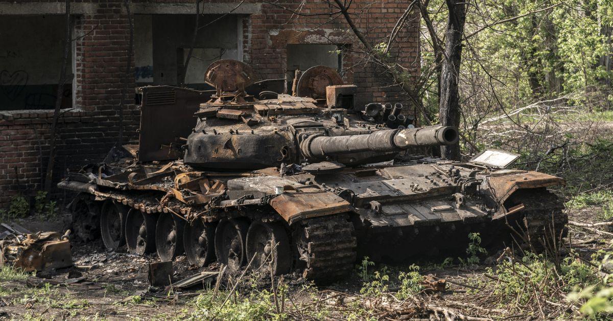 Putin Sends 70-year-old Tanks From Russian Museums Into Ukraine