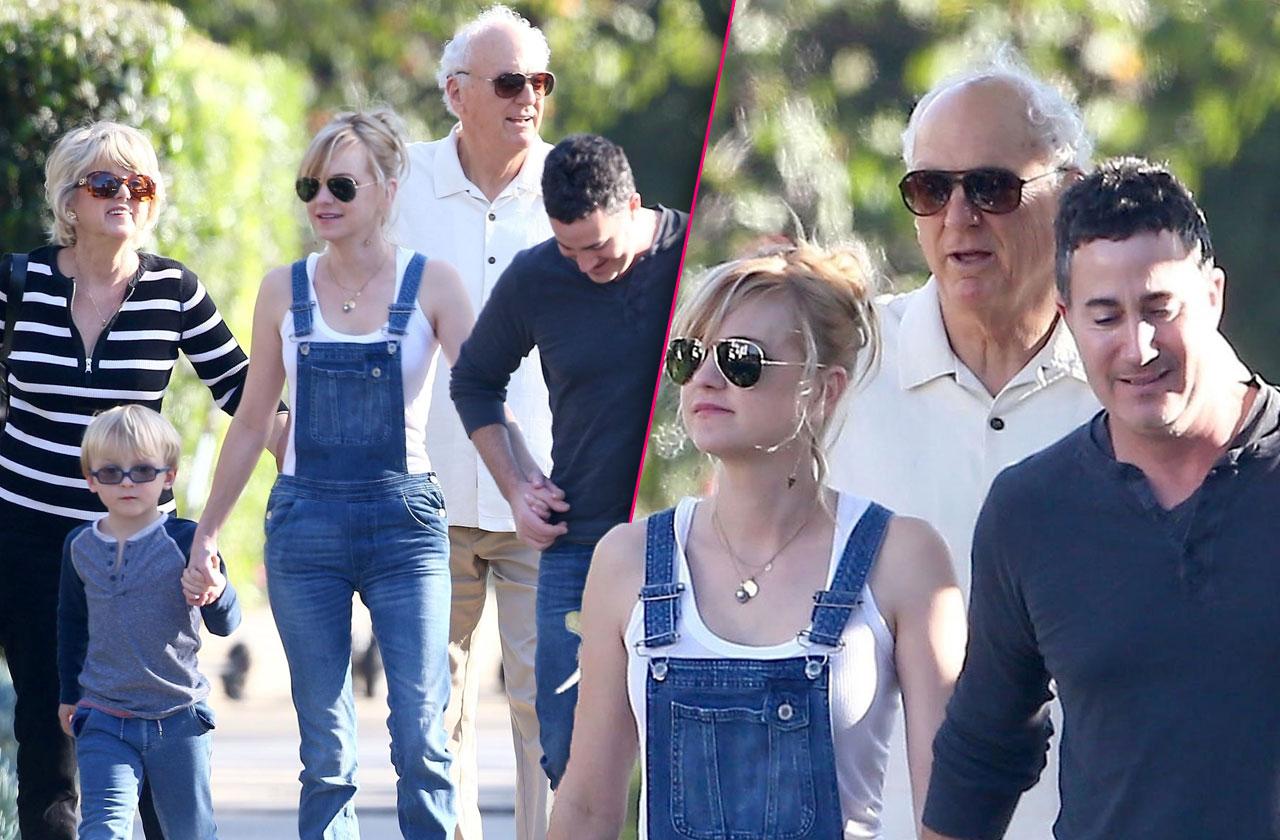 Anna Faris’ New Boyfriend Michael Barrett Spends Super Bowl With Her ...