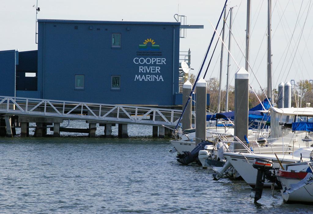 'Alaskan Bush People' Star Joshua "Bam Bam" Brown Living On Luxury Boat ...