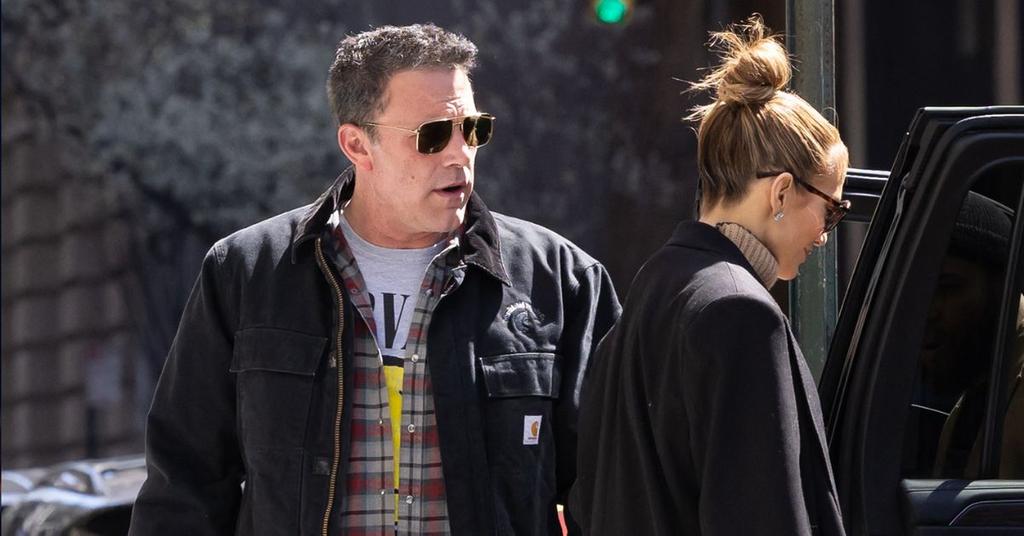 Ben Affleck Spotted Without Wedding Ring After Jennifer Lopez Split Rumors
