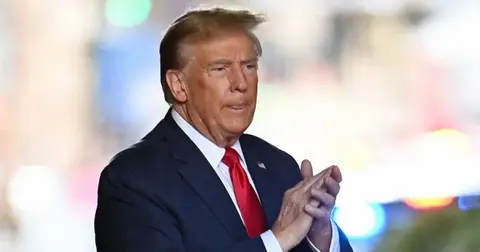 Donald Trump's Fans Raise 7-Figure Sum With GoFundMe to Help Ex ...