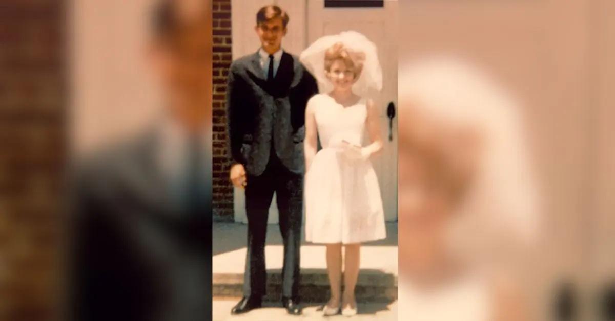 How Dolly Parton and Her Husband Gave Up a Baby Left on Their Doorstep