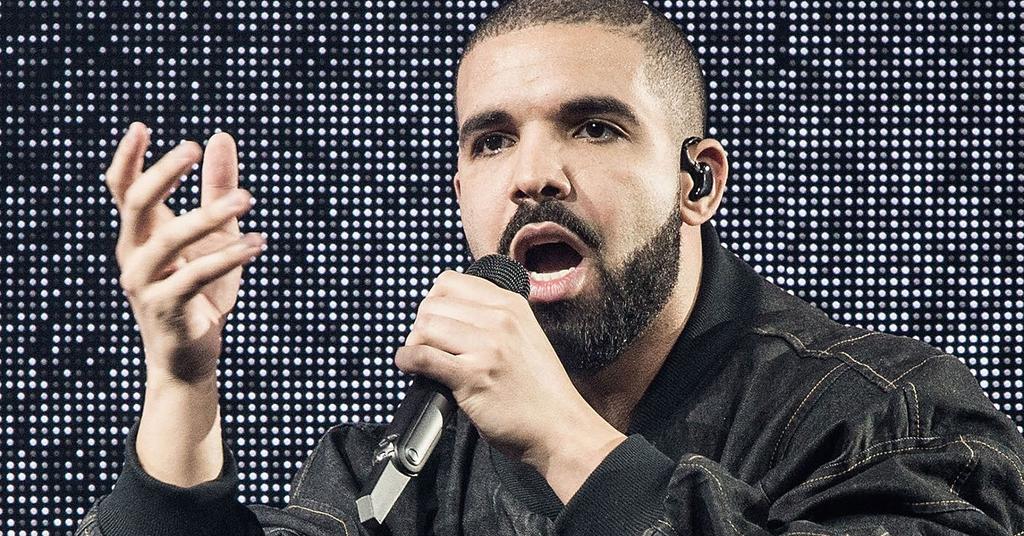 Drake Rushed To Hospital After Collapsing Onstage Apologizes Mystery ...