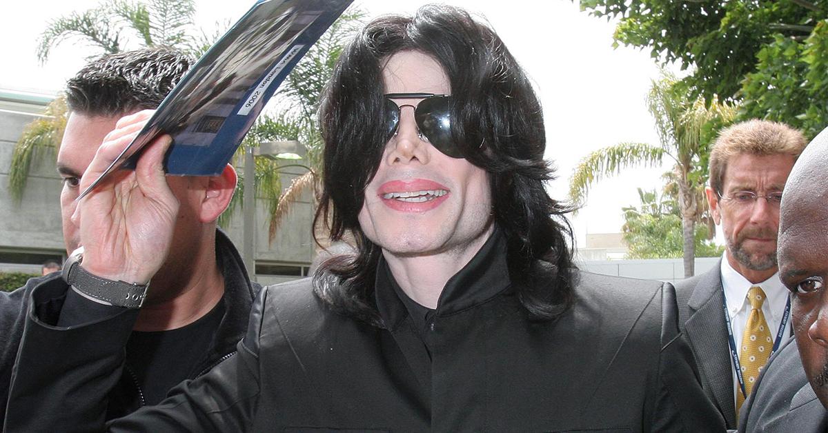 Man Being Sued By Michael Jackson’s Estate Believes Singer's Ghost ...