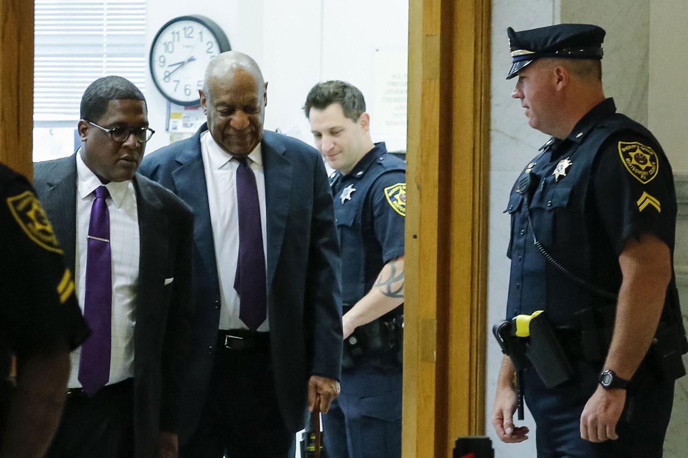 [pics] Bill Cosby Sexual Assault Trial Comedian Arrives Alone On Day Two