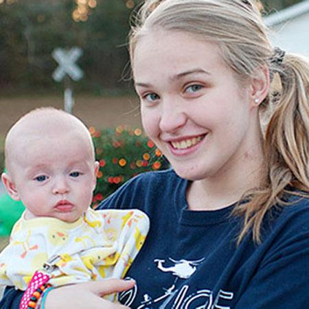Honey Boo Boo’s Anna ‘Chickadee' Shannon Moves Out Of Mama June’s House ...