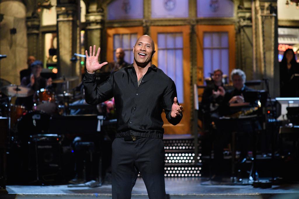 Dwayne Johnson Refuses To Remove Stage Makeup