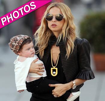 Rachel Zoe Takes Adorable Baby Skyler Morrison Shopping For New Clothes