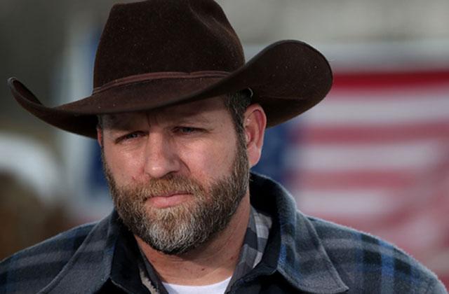 Oregon Standoff Turns Violent: 8 Arrested, 1 Dead