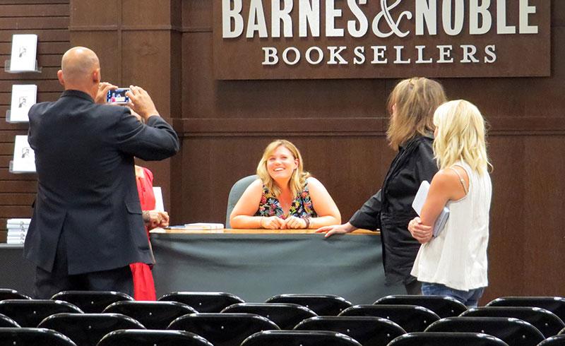 Jaycee's Captivity Diaries EXPOSED! Dugard Reveals Dark Secrets At Book ...