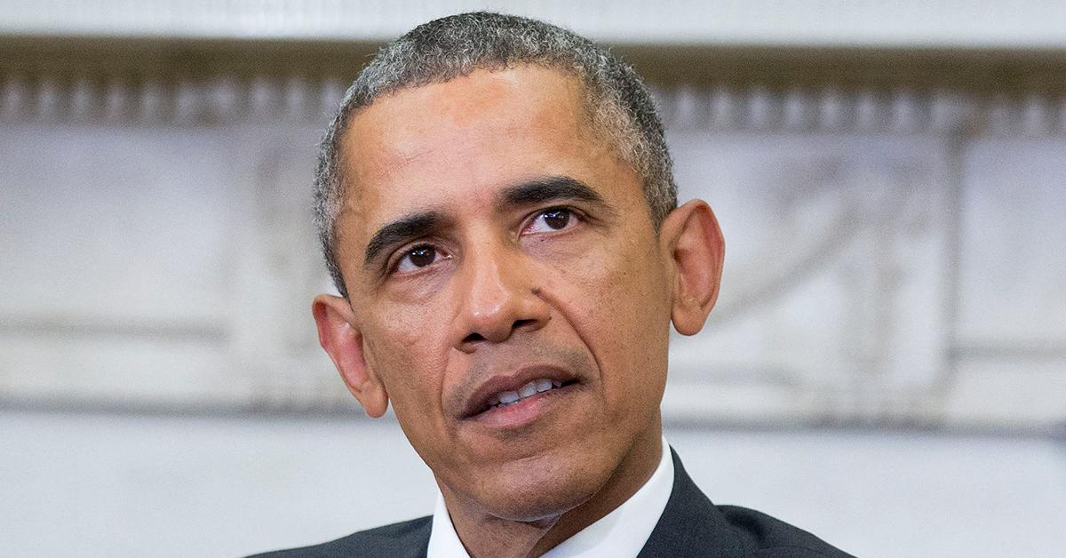 Barack Obama Schools Rowdy Heckler During AZ Rally