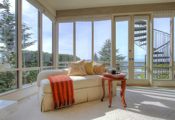 He's Got His City Right Behind Him! Macklemore Buys Modest Seattle ...