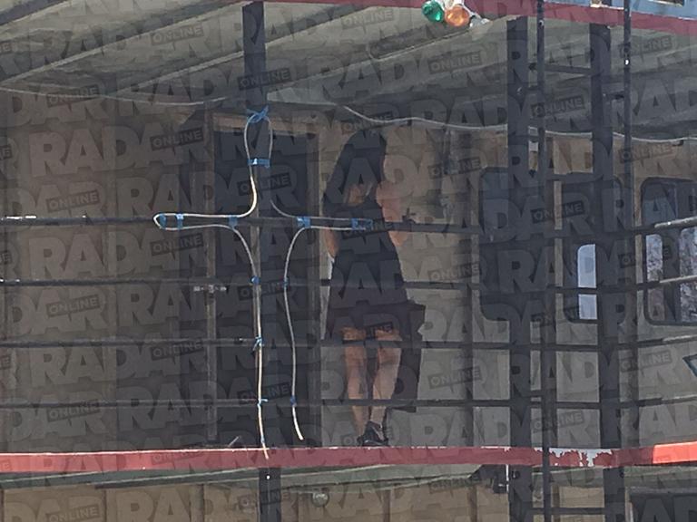 'Alaskan Bush People' Star Joshua "Bam Bam" Brown Living On Luxury Boat ...