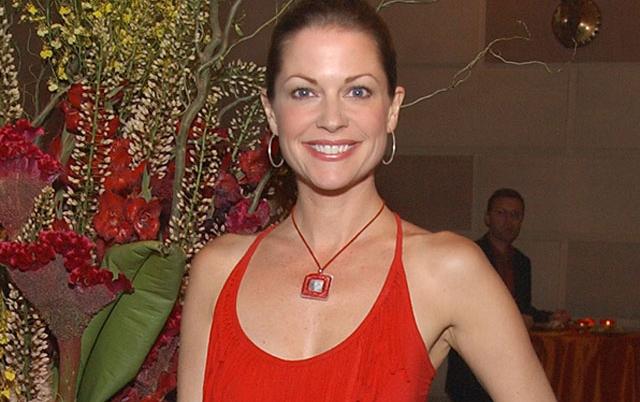 'Kimmy Schmidt' Actress Lisa Lynn Masters Commits Suicide