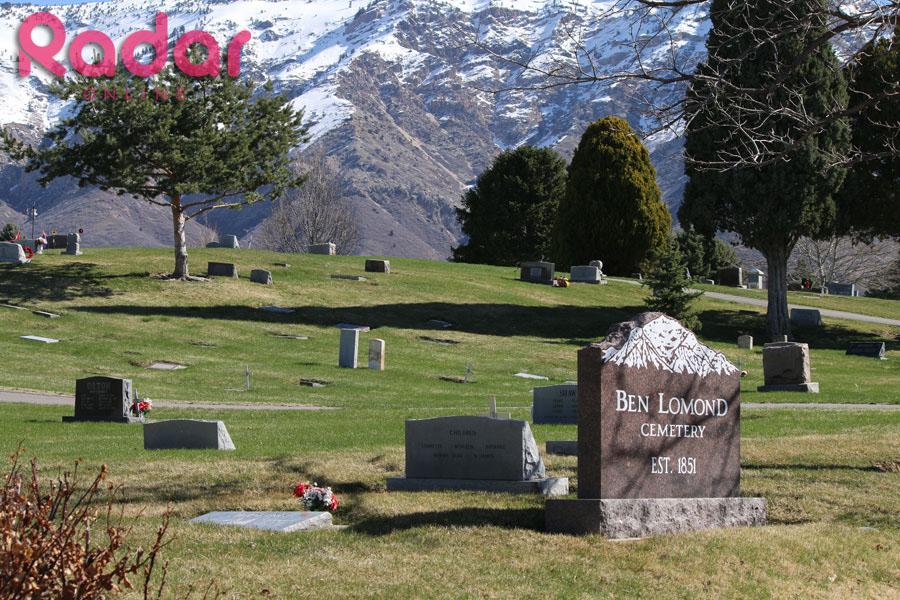 Exclusive Photos Of L'Wren Scott's Family, Proposed Burial Site