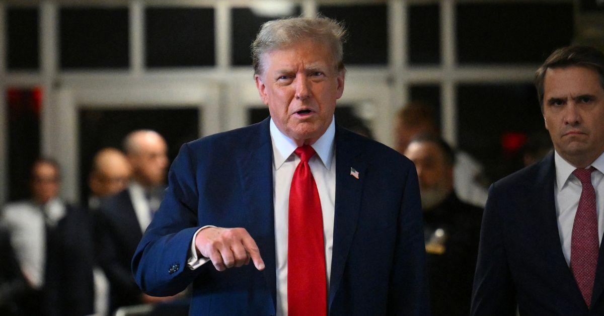 MSNBC's Chris Hayes Mocks Donald Trump for 'Falling Asleep' During ...