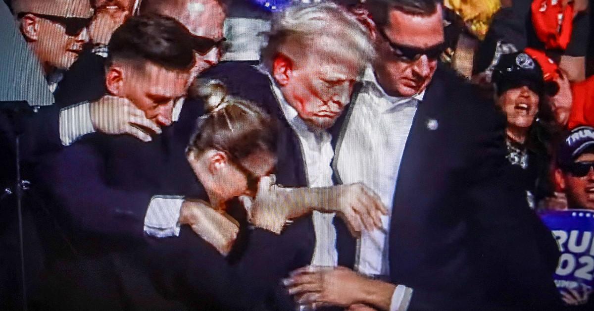 Donald Trump's Security Detail Subjected to Sexist Attacks From Right ...