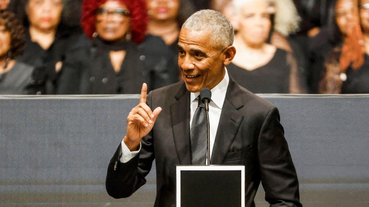 Barack Obama Shades Trump in Scathing Speech at Jesse Jackson's Funeral